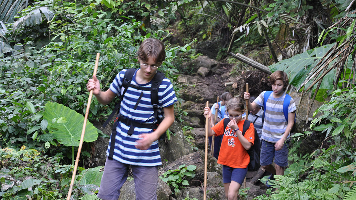 Trekking 1 day in BaBe National Park - Babe National Park Tour